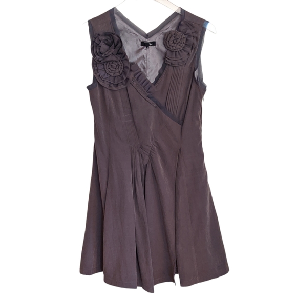 Ryu | Dresses | Ryu Sleeveless Floral Dress | Poshmark